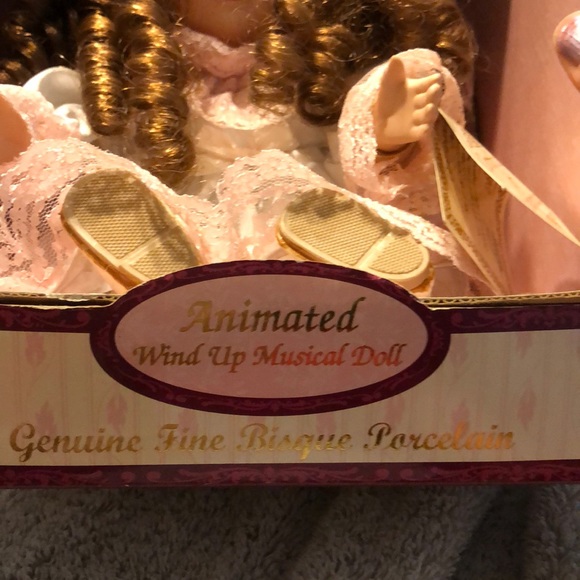 Collectors Choice | Accents | Nwt Collectors Choice Animated Porcelain ...